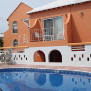 INTREPID STEAK, SEAFOOD & RAW BAR – Visit Bermuda